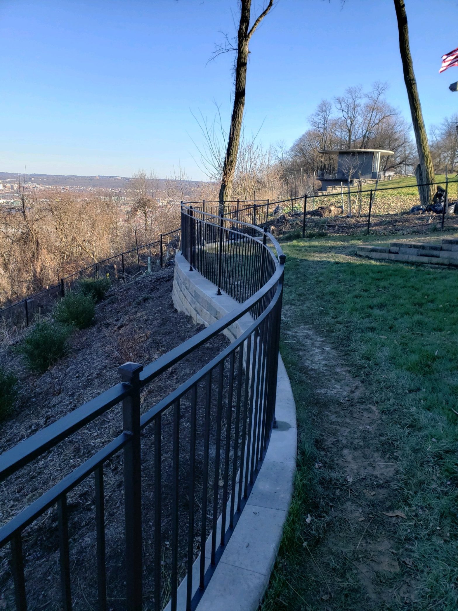 Curved Railing – Lux Iron Works